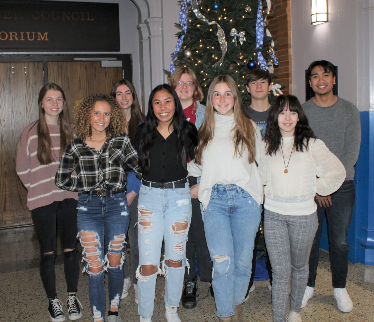 Princeton High School recognizes nine Illinois State Scholars ...